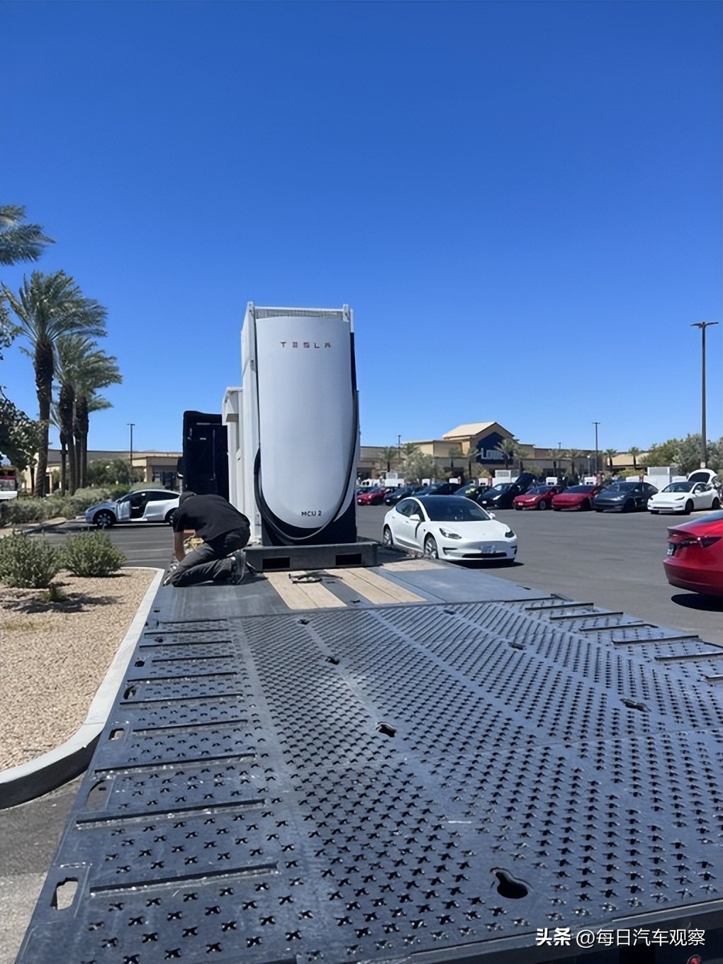 Grain first! Tesla mobile super charging pile on display: power soars ...