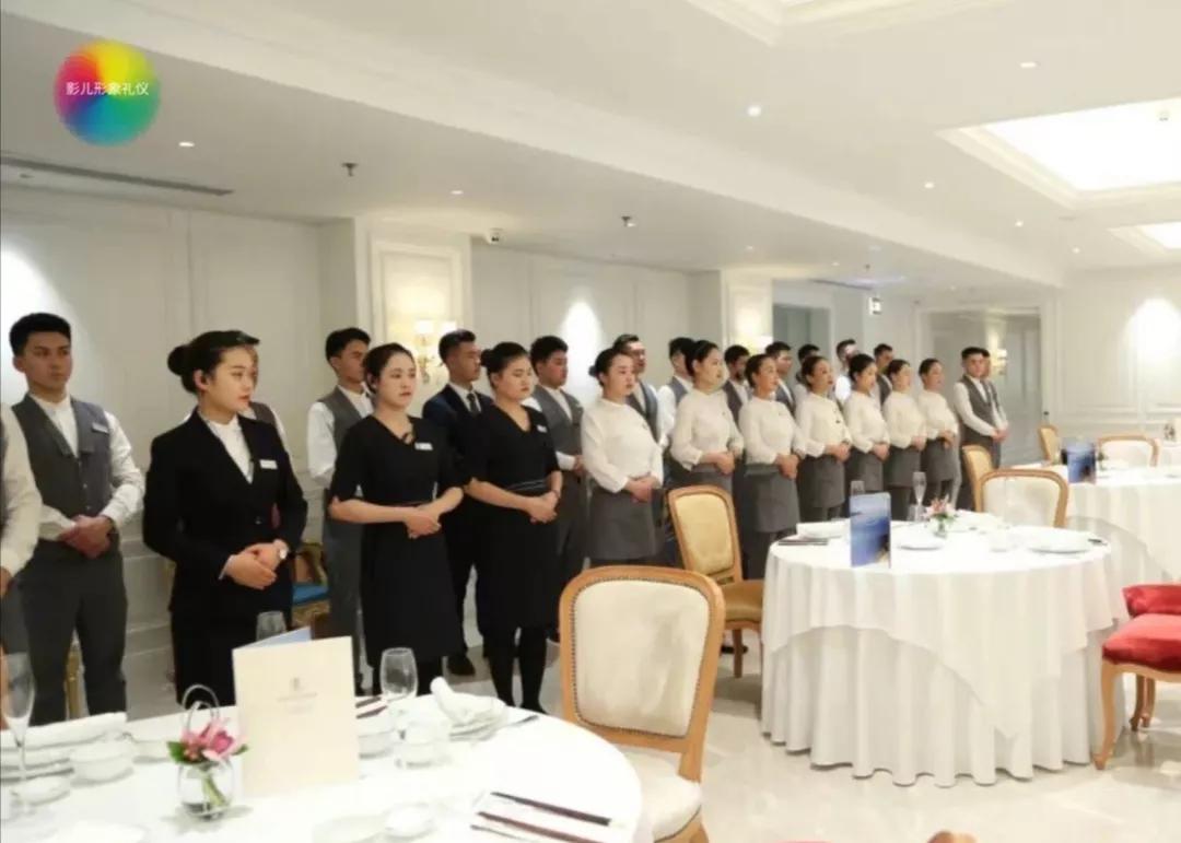 Learn the service spirit of Shanghai Disney - iNEWS