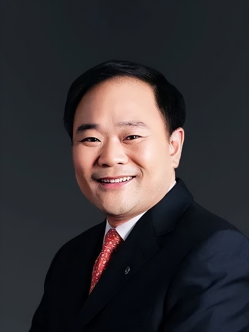 The former cow herding baby, now the president of Geely Group - Li Shufu - iNEWS