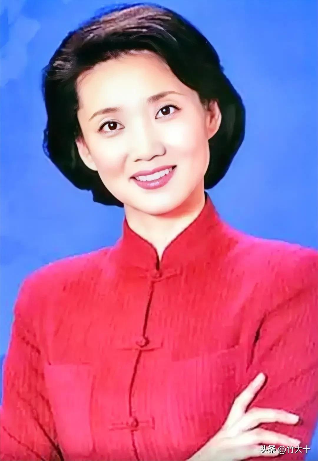 Host Li Xiuping, 12 photos, which one do you like? - iNEWS