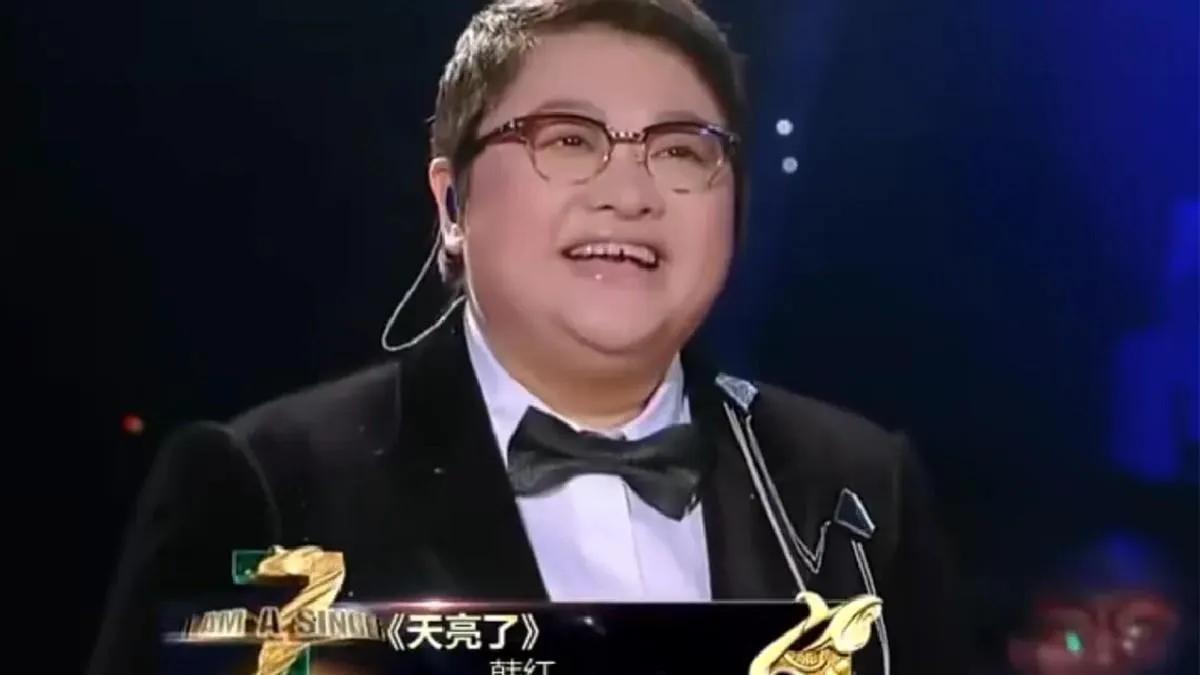 51-year-old Han Hong is enthusiastic about public welfare undertakings ...