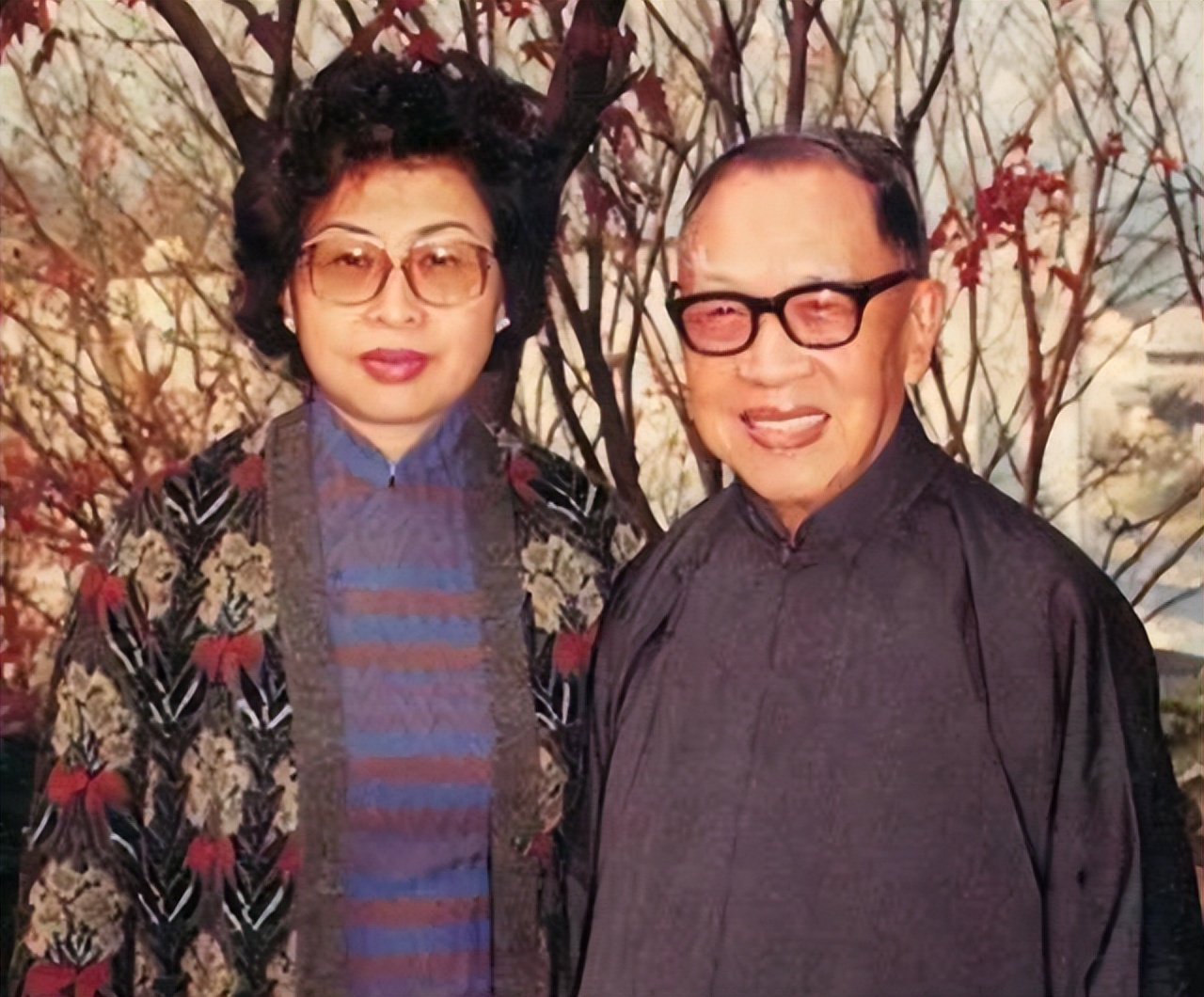 Why did Qian Mu, a master of Sinology, live in Hong Kong? - iNEWS