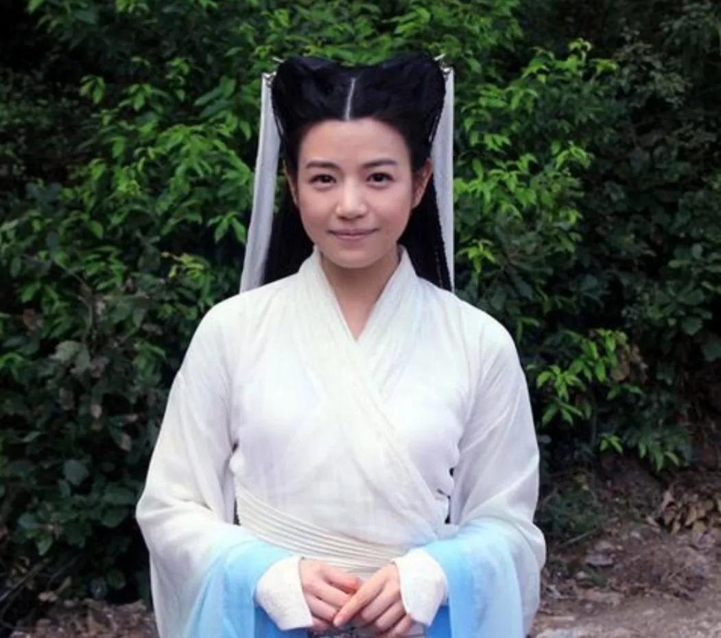 Shen Jiayi, find your own position, and do "Those Years" again - iNEWS