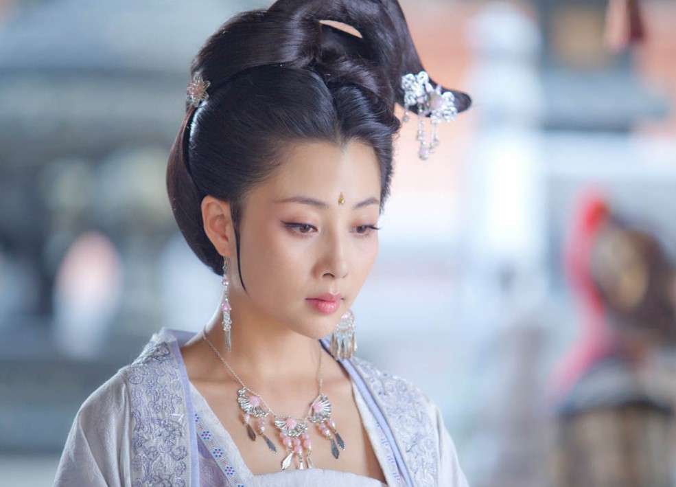 Yin Tao: At the age of 42, she is still single, but because of all ...