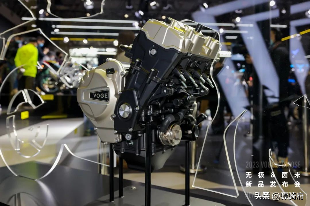 How domestic motorcycles entered the era of four-cylinder engines ...