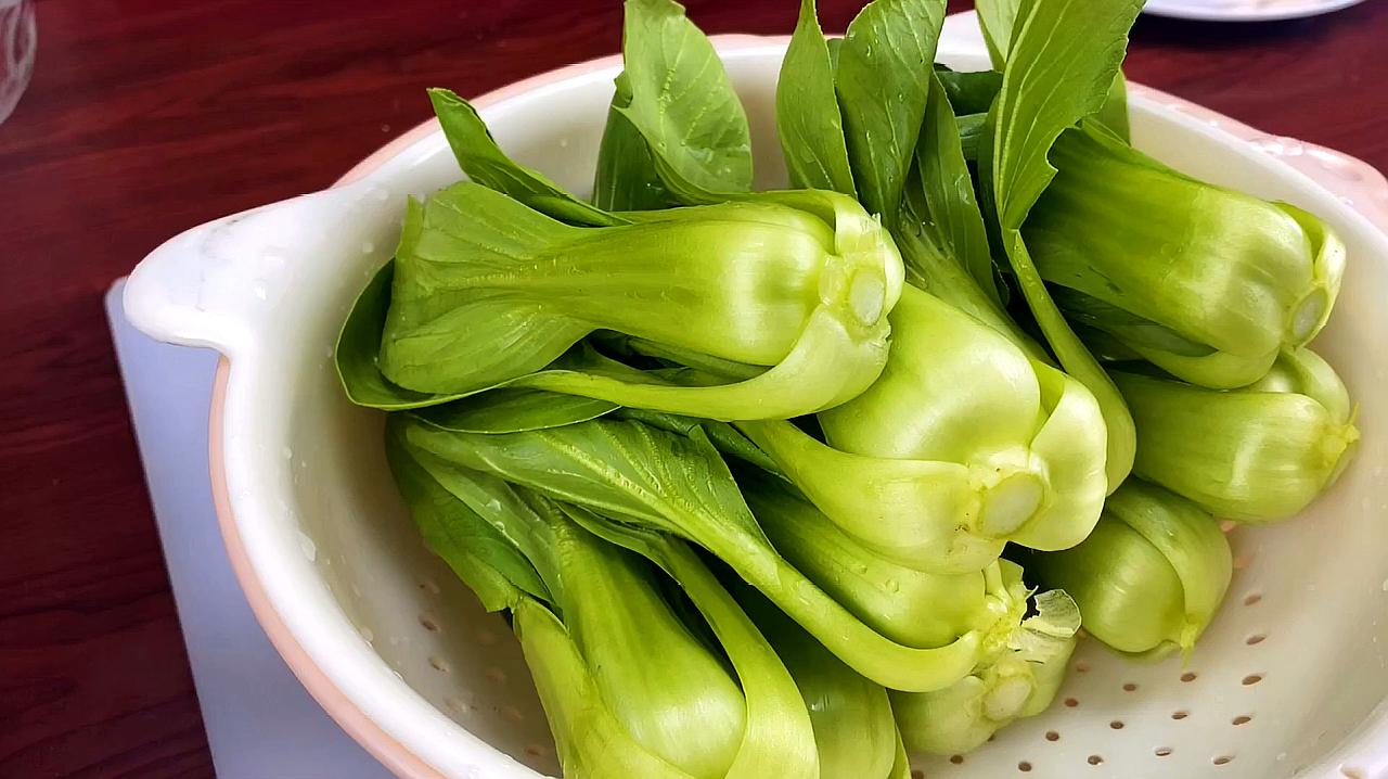 Teach you a nutritious and gluttonous salad with small rapeseed, which ...