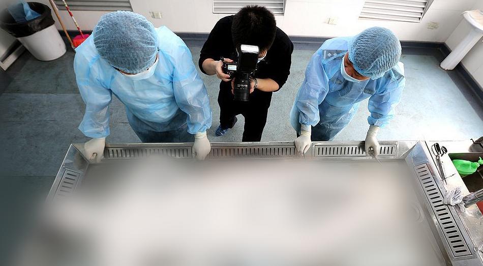 "Your father had rectal cancer." The patient died after a failed ...