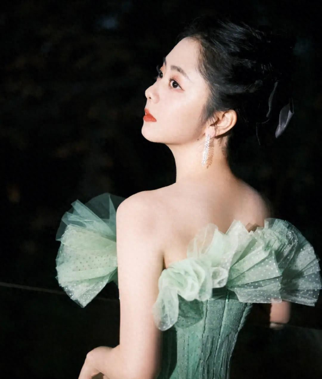 Tan Songyun and Wanda's son Hua Han secretly married and had a child ...