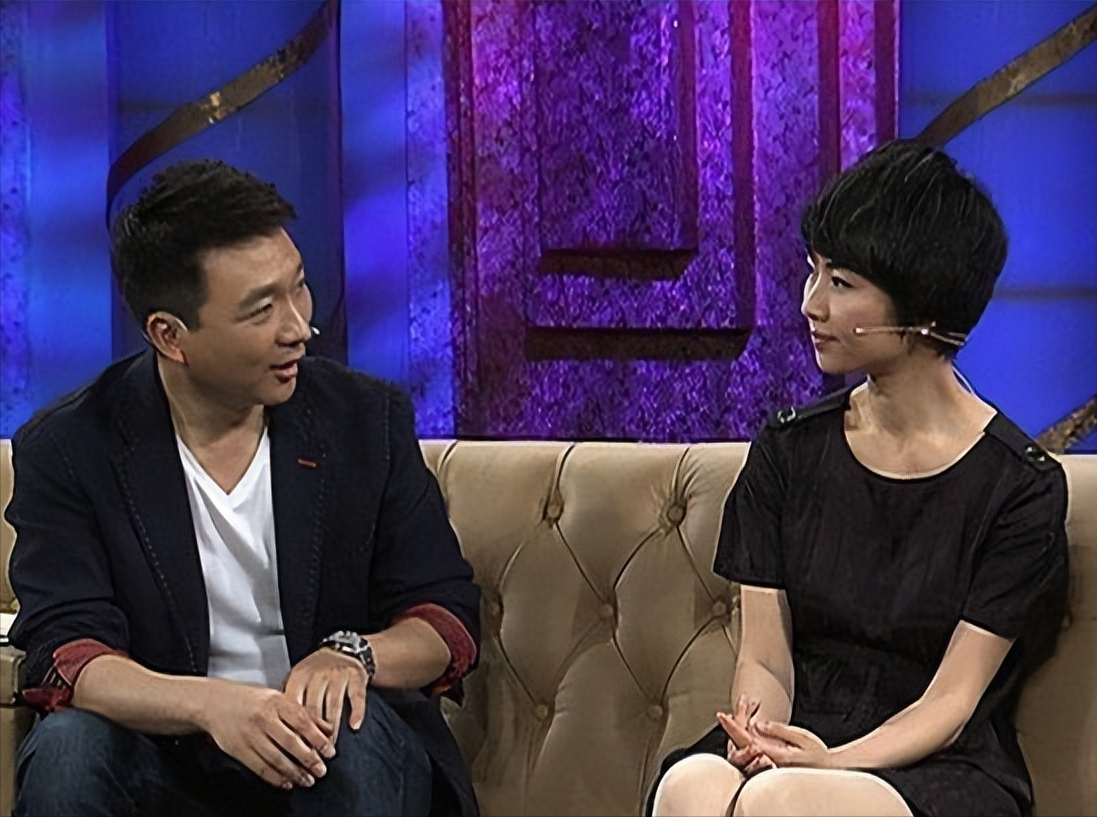 CCTV anchor Kang Hui: Married with her first love at the age of 29 - iNEWS