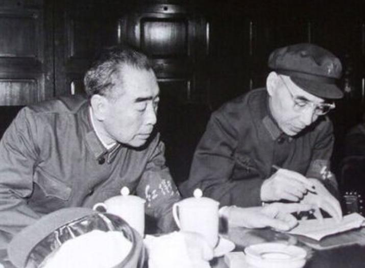 After Lin Biao crashed, Zhou Enlai wailed loudly, Ji Dengkui stepped ...