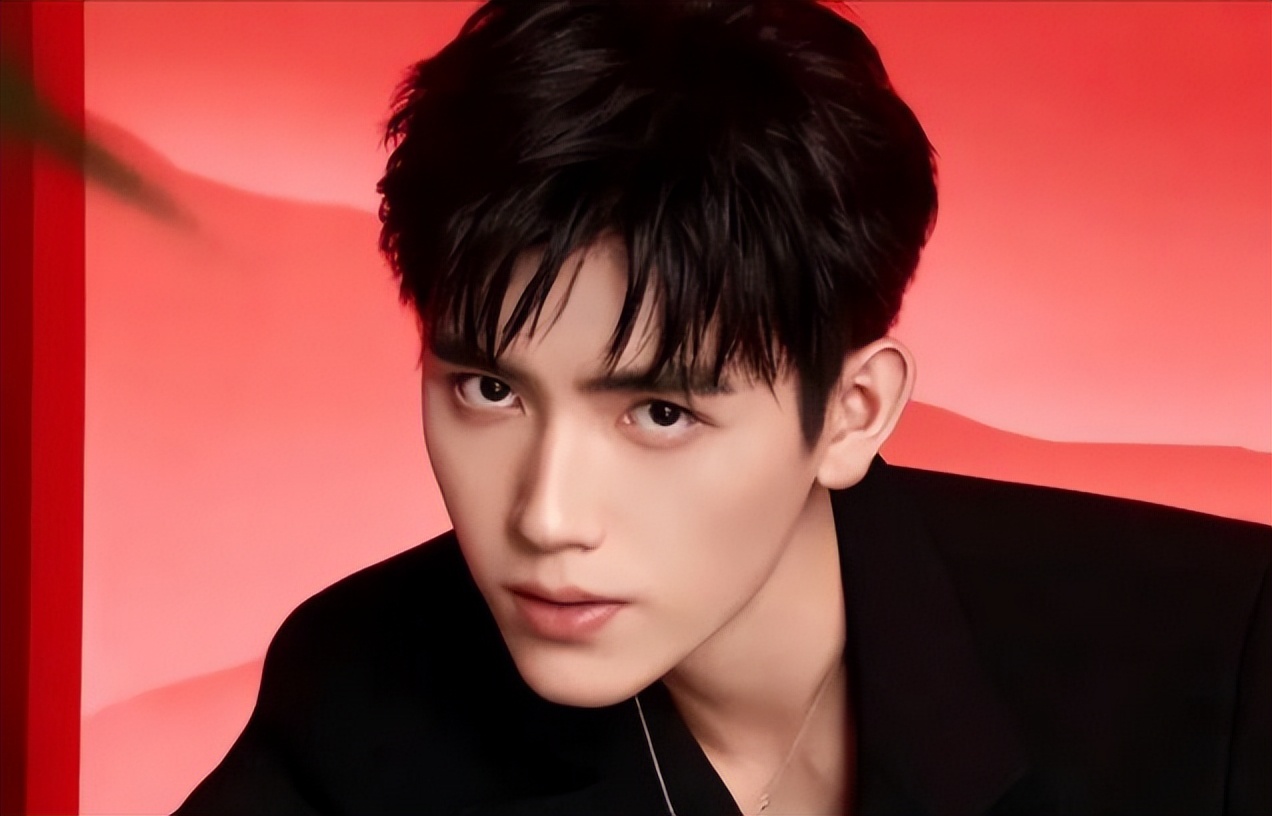 Another large-scale indecent bed photo leaked? The recording of Chen Feiyu's agent was exposed ...