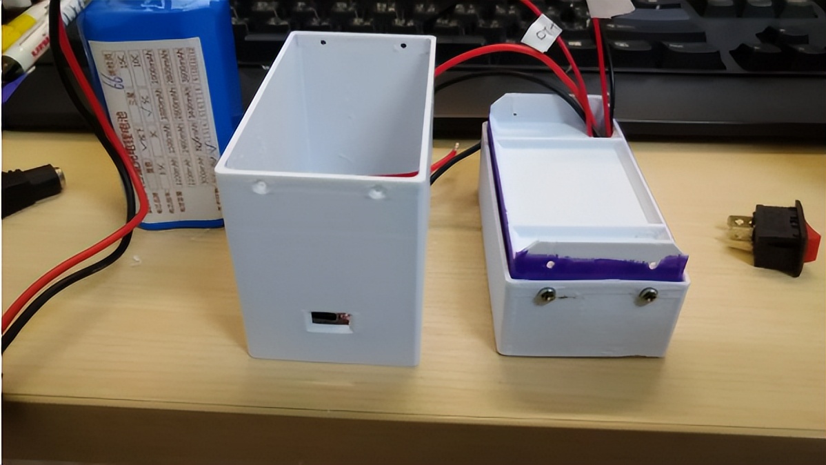 DIY 60W PD Power Bank - With Arduino Real Time Battery Information ...
