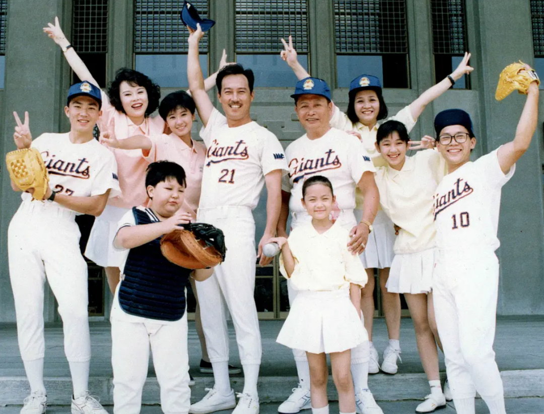 With 70 million fans, Liu Genghong is not only "Coach Liu" - iNEWS