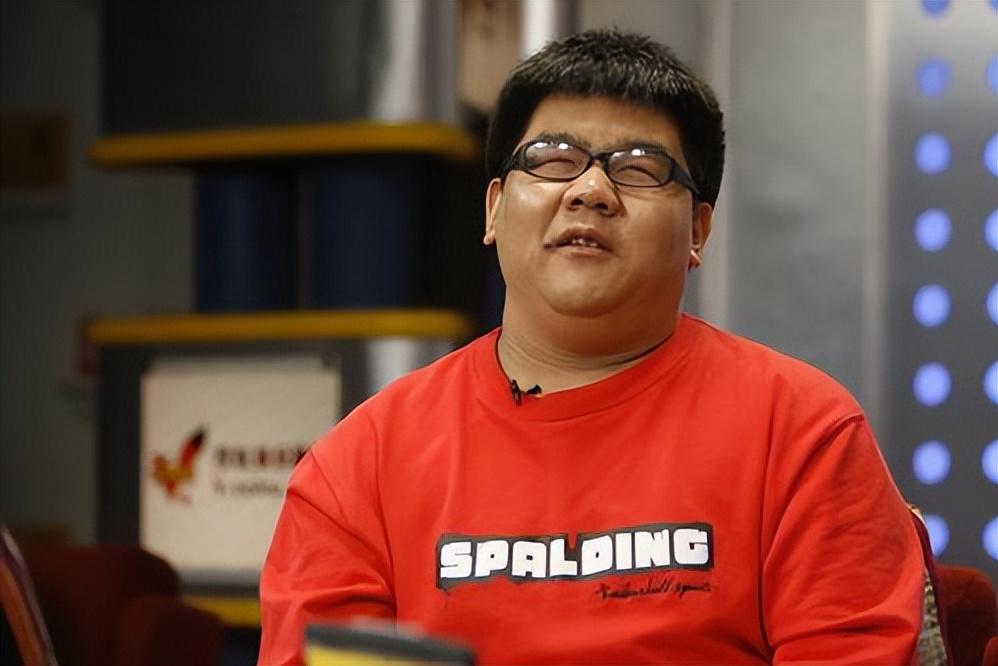 "Blind" Yang Guang: After he became popular, he was hid because of "no ...