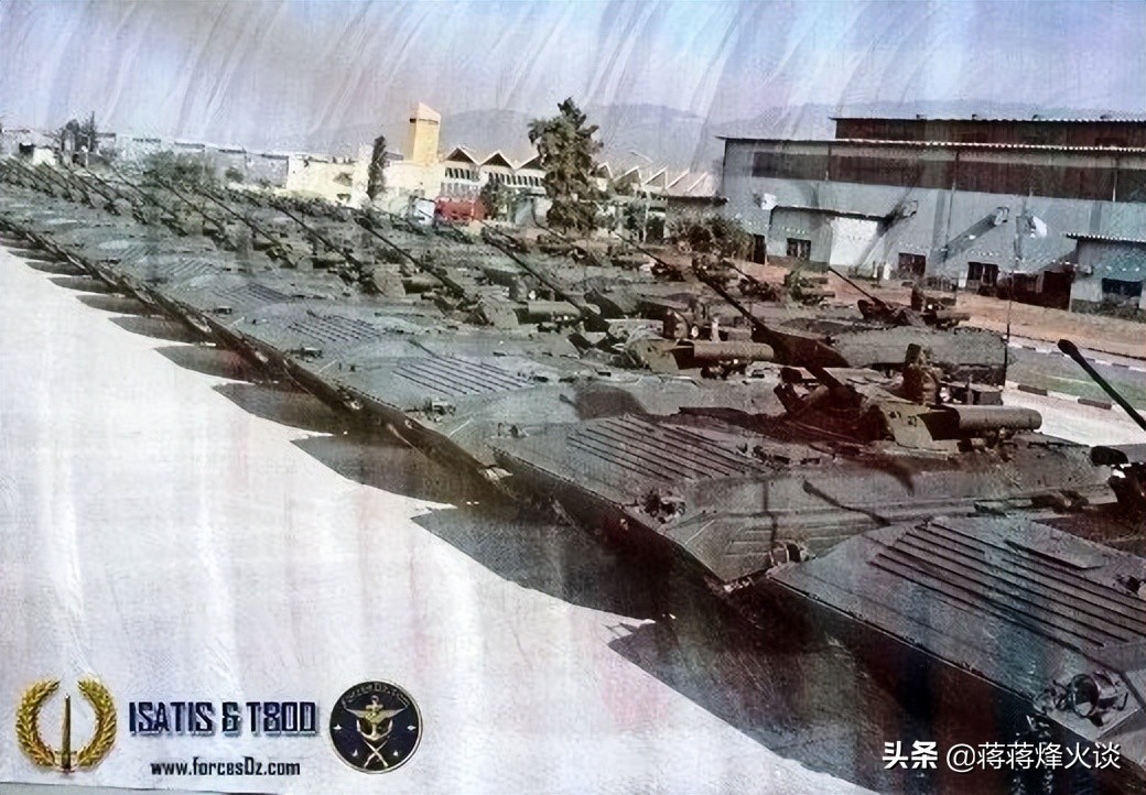 Algeria's modified T-62 participated in the military parade, and the ...