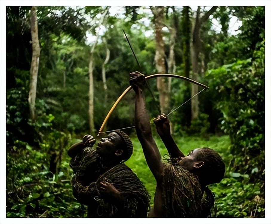 The real Lilliputian, who gave birth to children at the age of 8, has ...