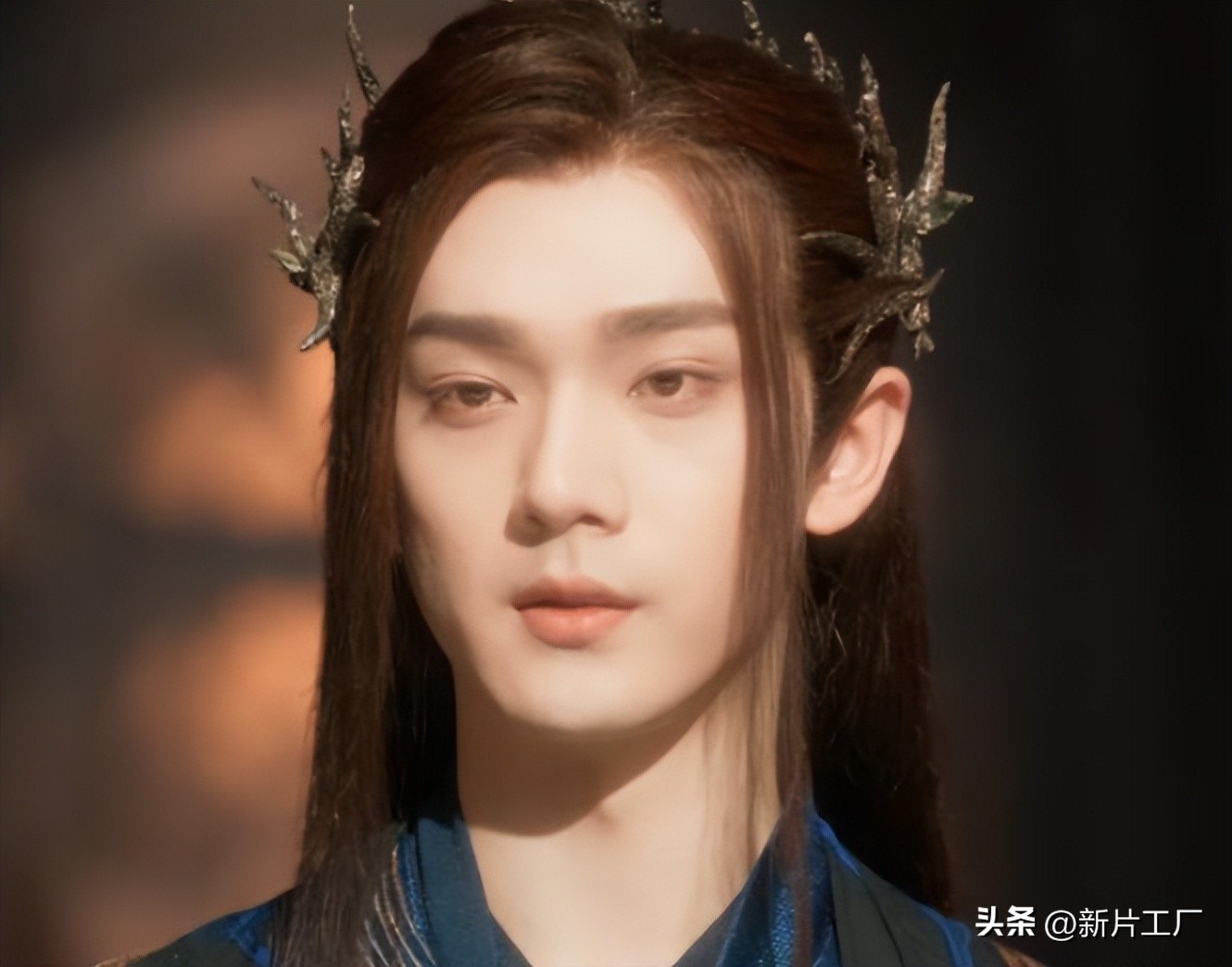 Please don't be lazy in costume dramas, wear the headgear directly ...