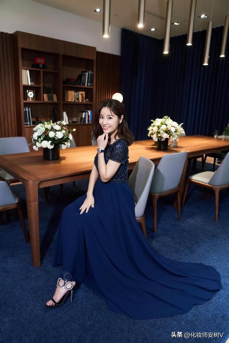Lin Xinru and Xu Qing wore starry sky skirts together, only then did ...