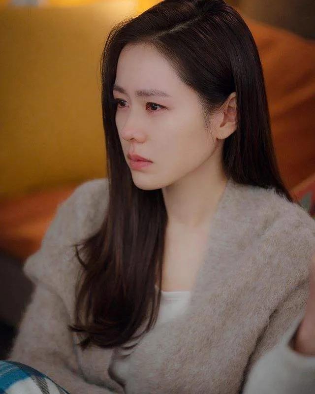 Korean actress Son Ye Jin - iNEWS