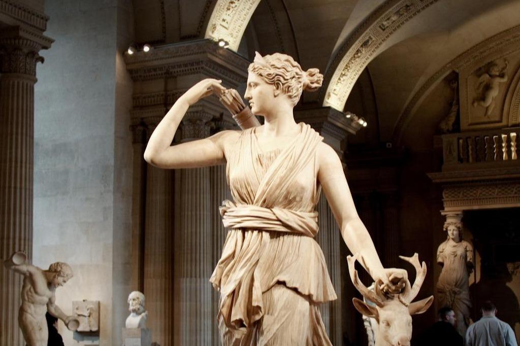 What was the background of the rise of traditional polytheism during ...