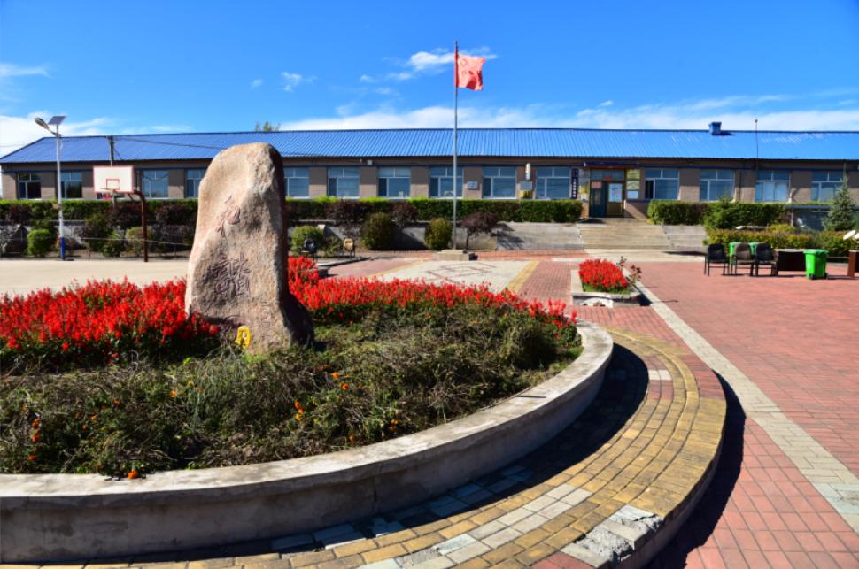 Jiang Zhenyu "Into Zhuda Village, Baoshou Town" - iNEWS