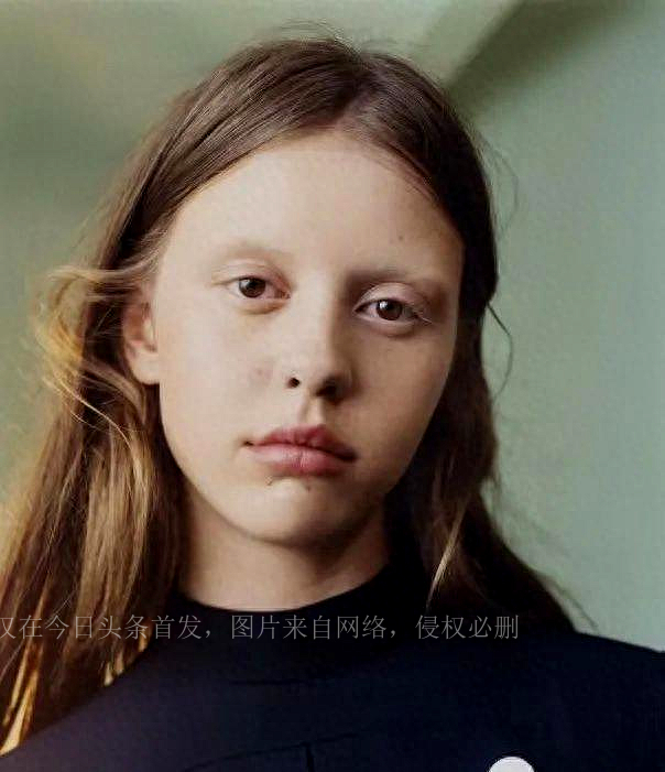 Why “Eyebrowless Girl” Mia Goth Hits the Trendy Spot - iMedia