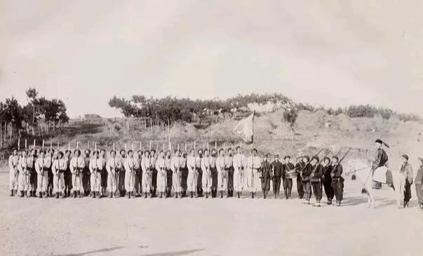 The Beiyang New Army of the Qing Dynasty has six towns under its ...