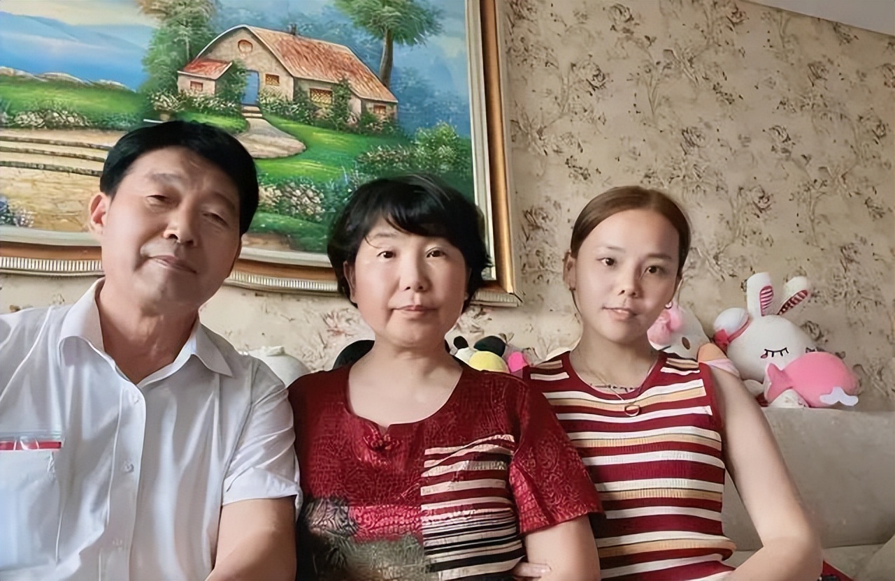 Guo's father posted old photos of his son Yao Ce before his death, and ...