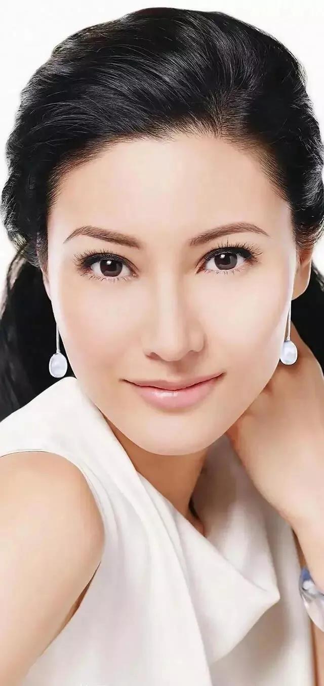 Li Jiaxin nostalgic photos 16 - iNEWS