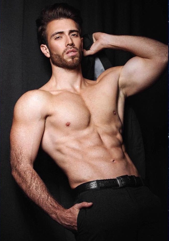 Male Ecuador Daniel Vallejo Arauz - iMedia