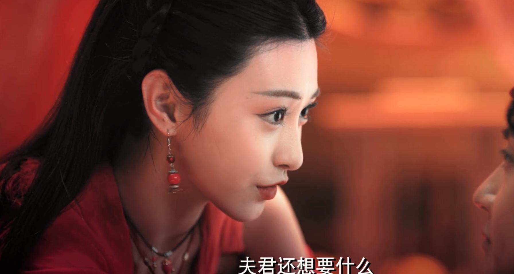 "Ice Fire Phoenix" Why did Qian Xueya marry Yan Zun?Compete for the red ...