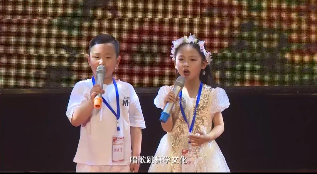 "Legend of Wenxin" singers Zhang Hanwen and Wang Xinran won awards in ...