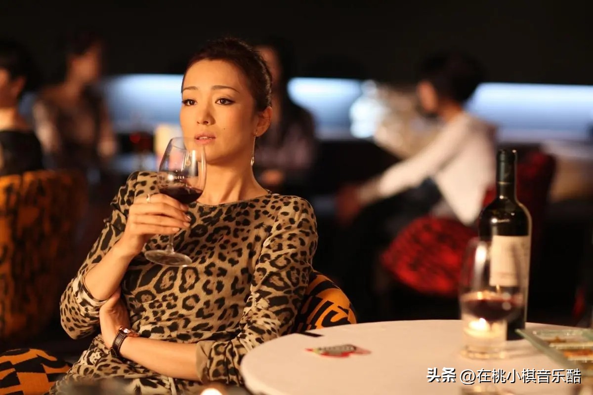 Actor Gong Li: Talking about Zhang Yimou weeping 4 times, but his true ...