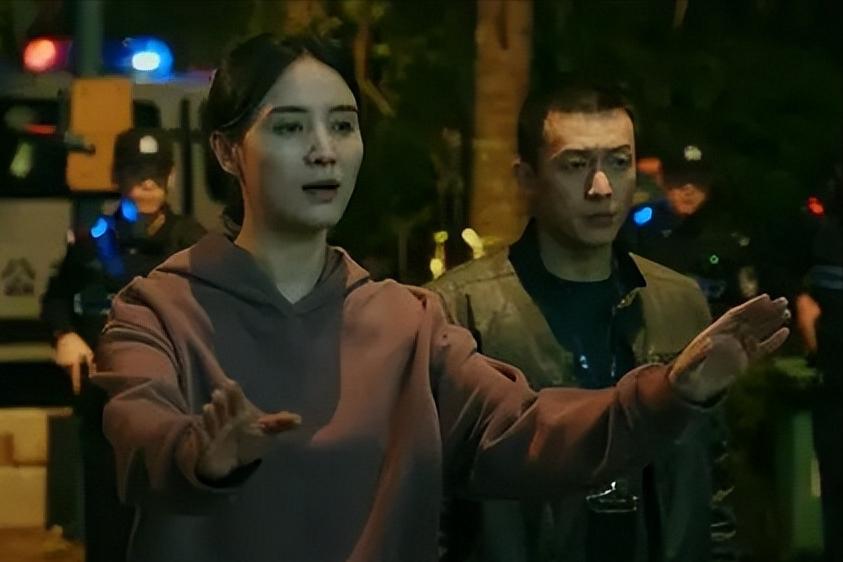 Feng Xiaogang's new drama has plastic surgery face, bumping into Song Jia and Dong Jie is simply ...