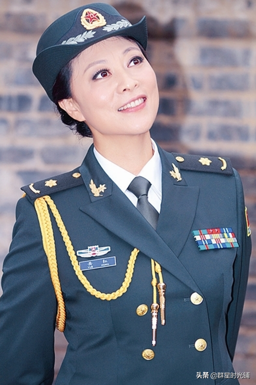 Actress Yue Hong: Divorced at the age of 28, becoming a single mother ...