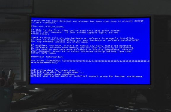 What is the reason why the computer keeps crashing? - iNEWS