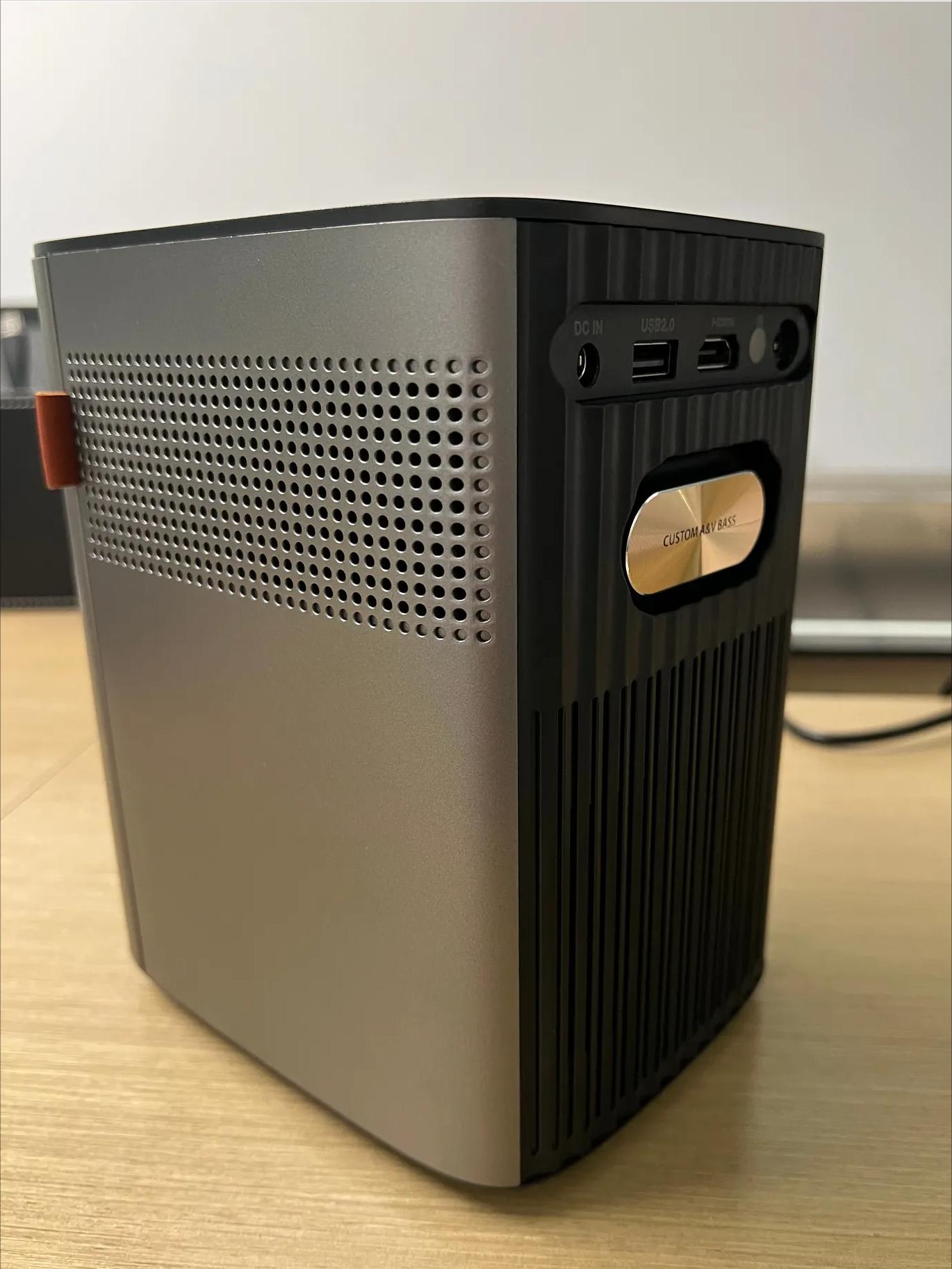 Thousand yuan projection volume King Kukai Smart Projector X5 out of ...