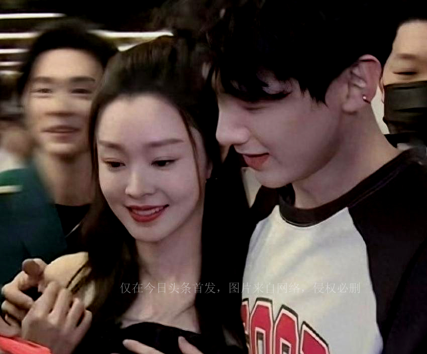 Review: Song Yika expresses love and helps Bai Jingting take photos ...