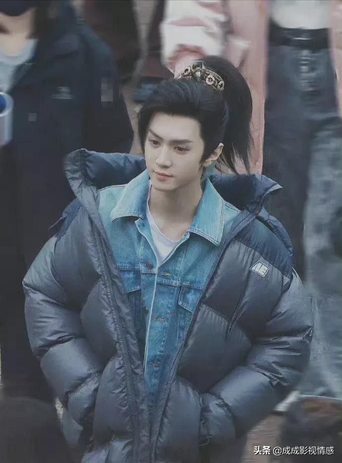 Ju Jingyi and Chen Zheyuan's "Xianjian 4" started, and there are many ...