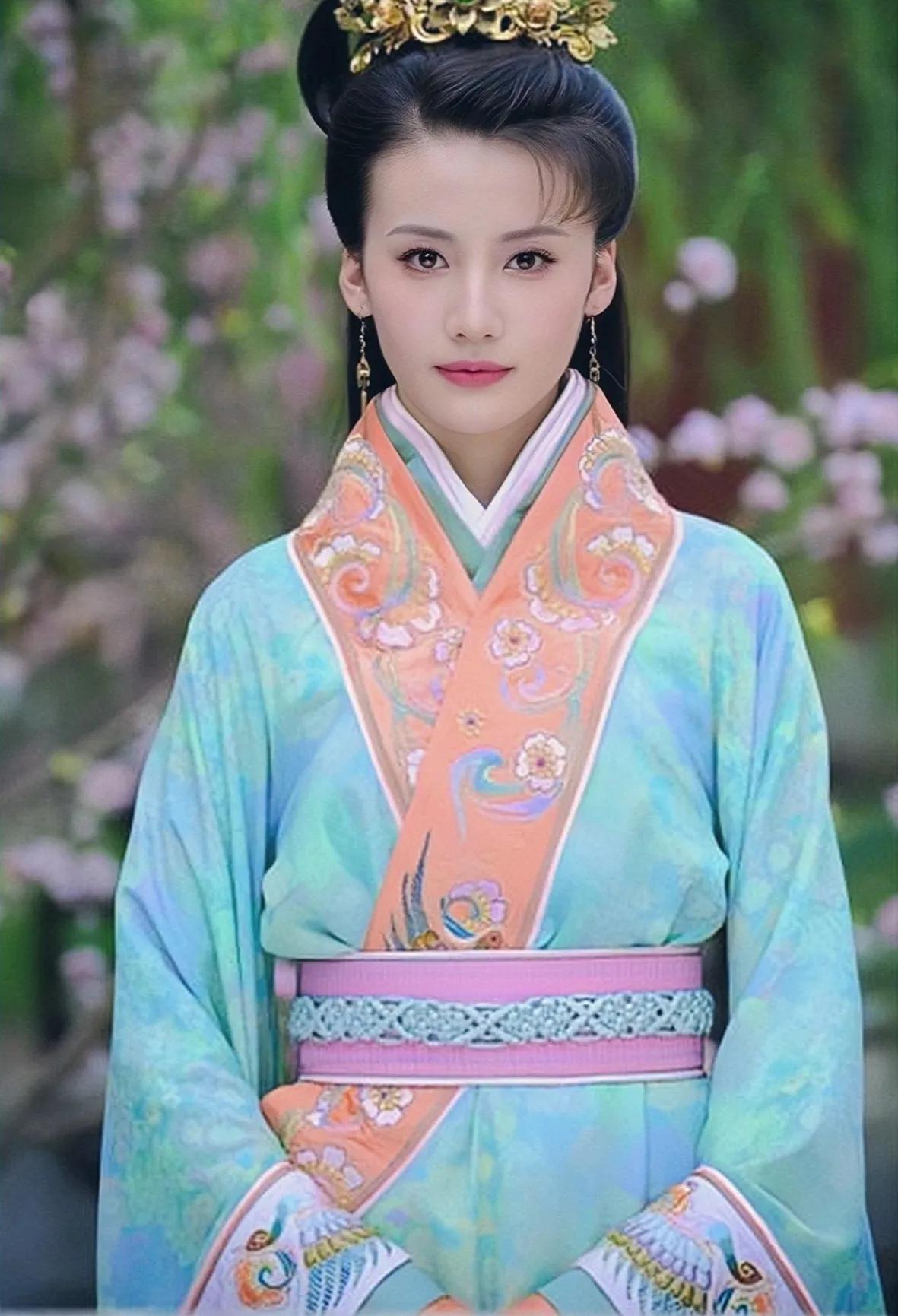 Sharing of beauties in ancient costumes——Zhao Zhiyao's Zheng Dan's ...