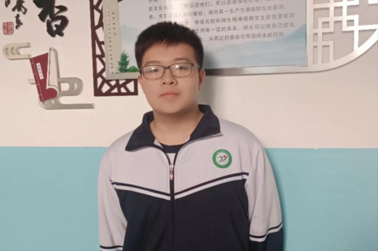 Zhang Junhao: The legend around me - iMedia