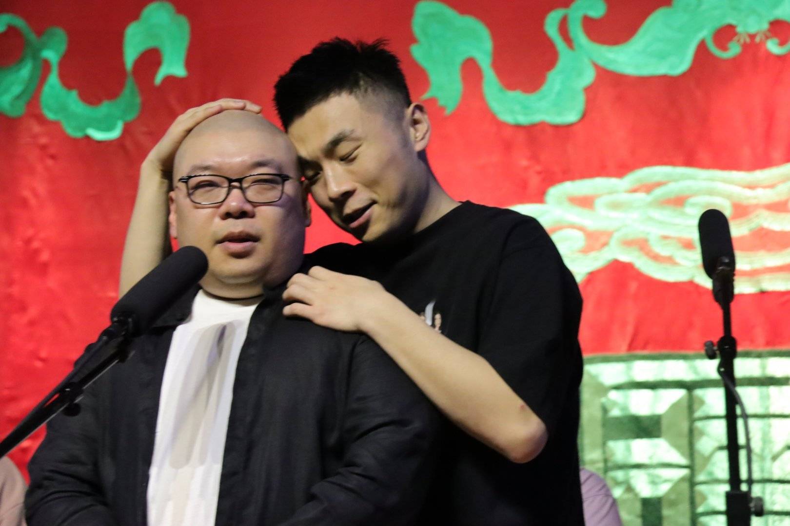 The Sixth Team of Deyun performed the cross talk drama "Eighty Good ...