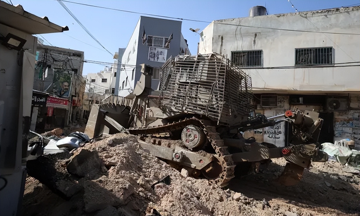 'History repeats itself': Israeli attack turns Jenin into war zone ...