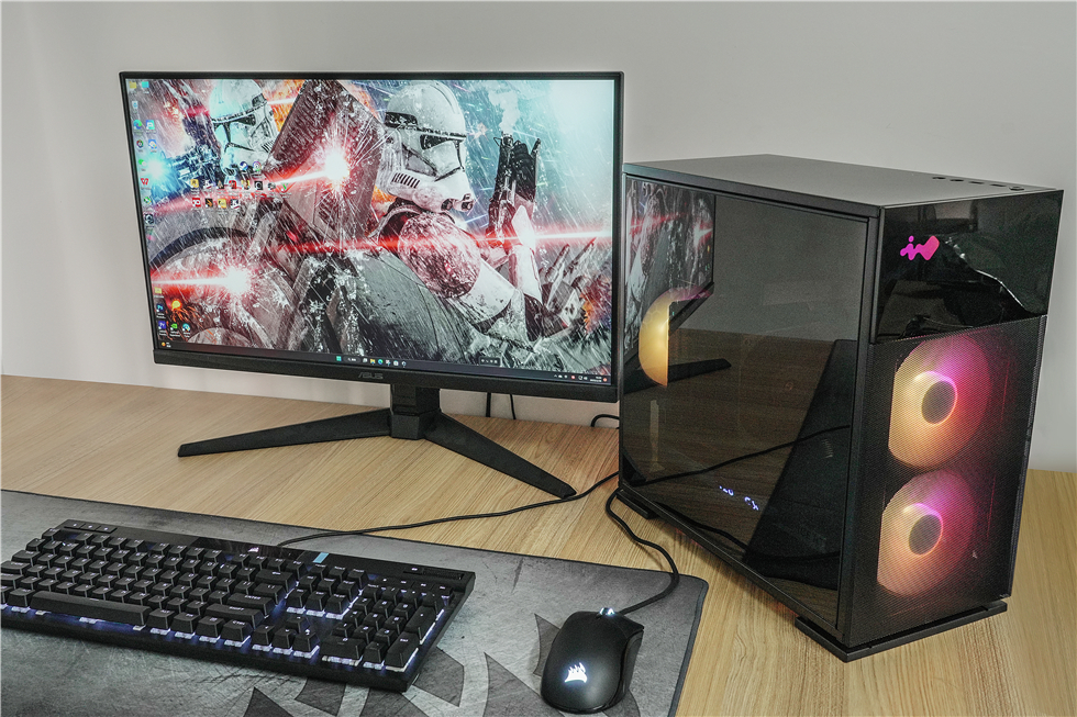 InWin 327 chassis + 13600K + B760 heavy gunner + Zotac RTX 4070Ti ...