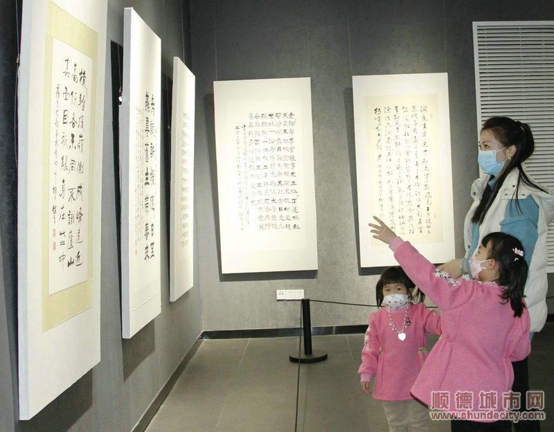 Leliu: The cats drawn by calligrapher and painter He Zuoliang are so ...