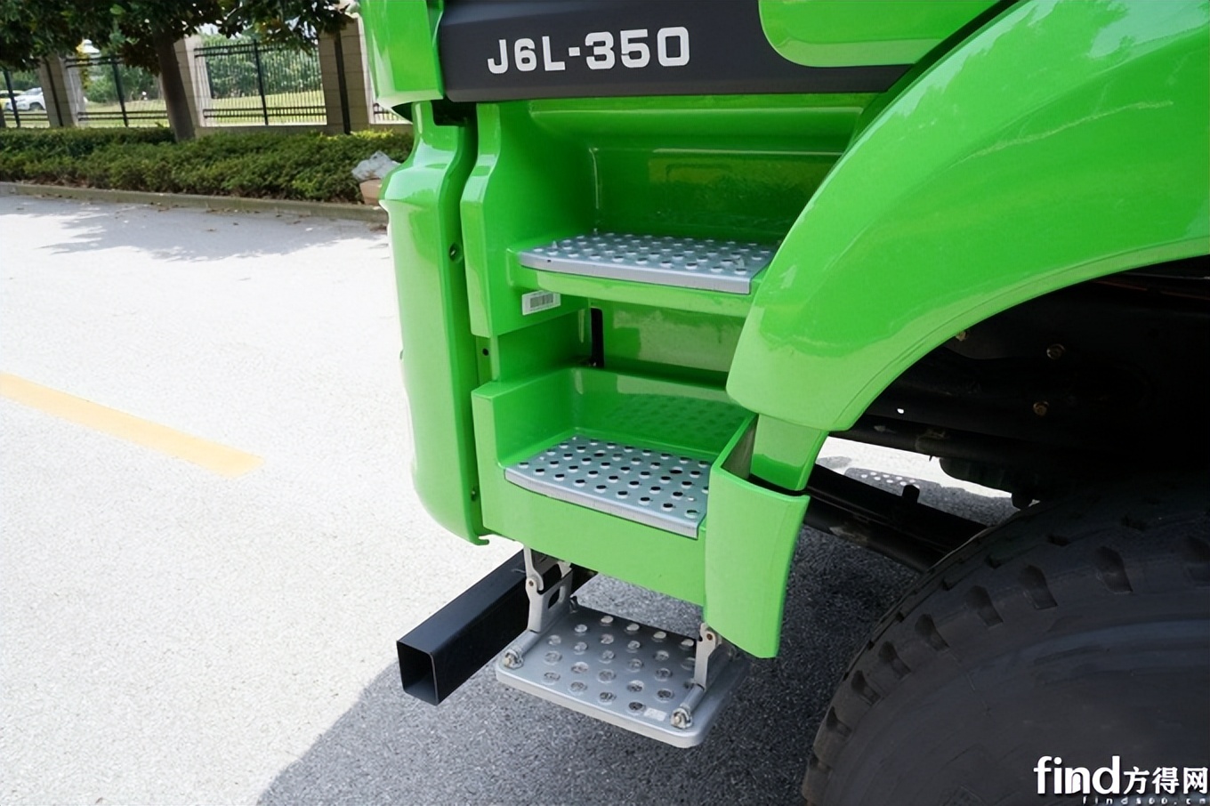 Ultra-light, ultra-load-bearing, and ultra-comfortable, J6L 8x4 self ...
