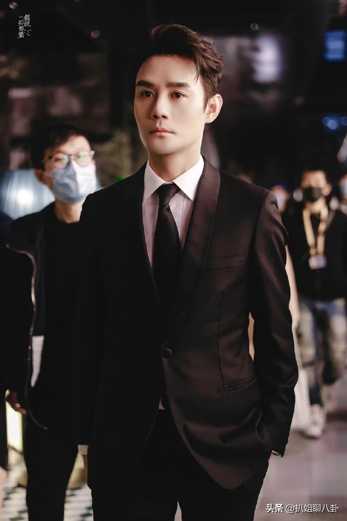 The Feitian Award is brilliant: Empress Sun Li has a strong aura, Tong ...