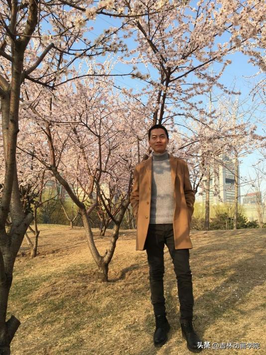 [Space South China Sea North Auspicious Moving People (Film Academy ...