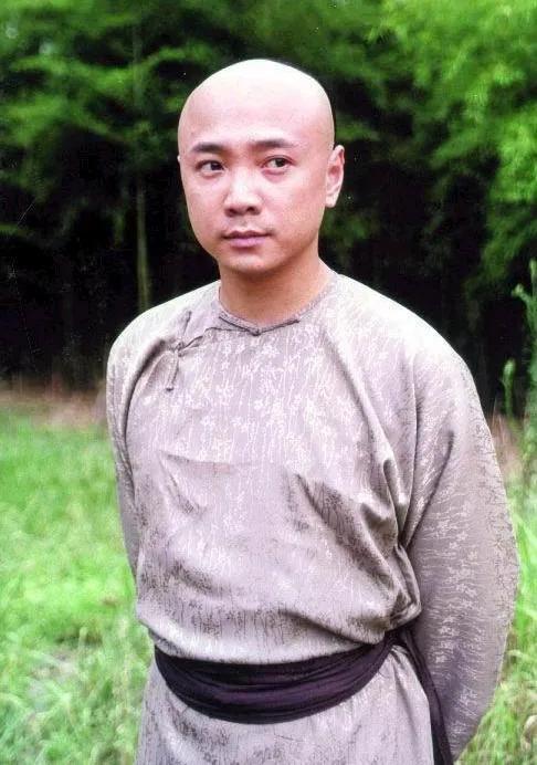 Interpretation of the first episode of "Li Wei as an Official" - iNEWS