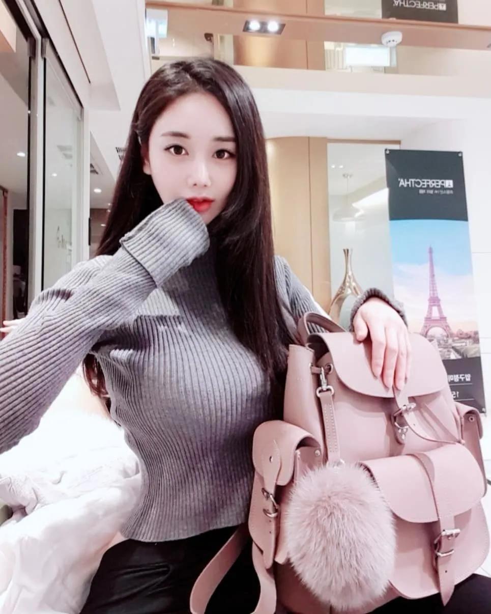 Korean model Candyseul, foul-level figure, Korean Kardashian, do you ...